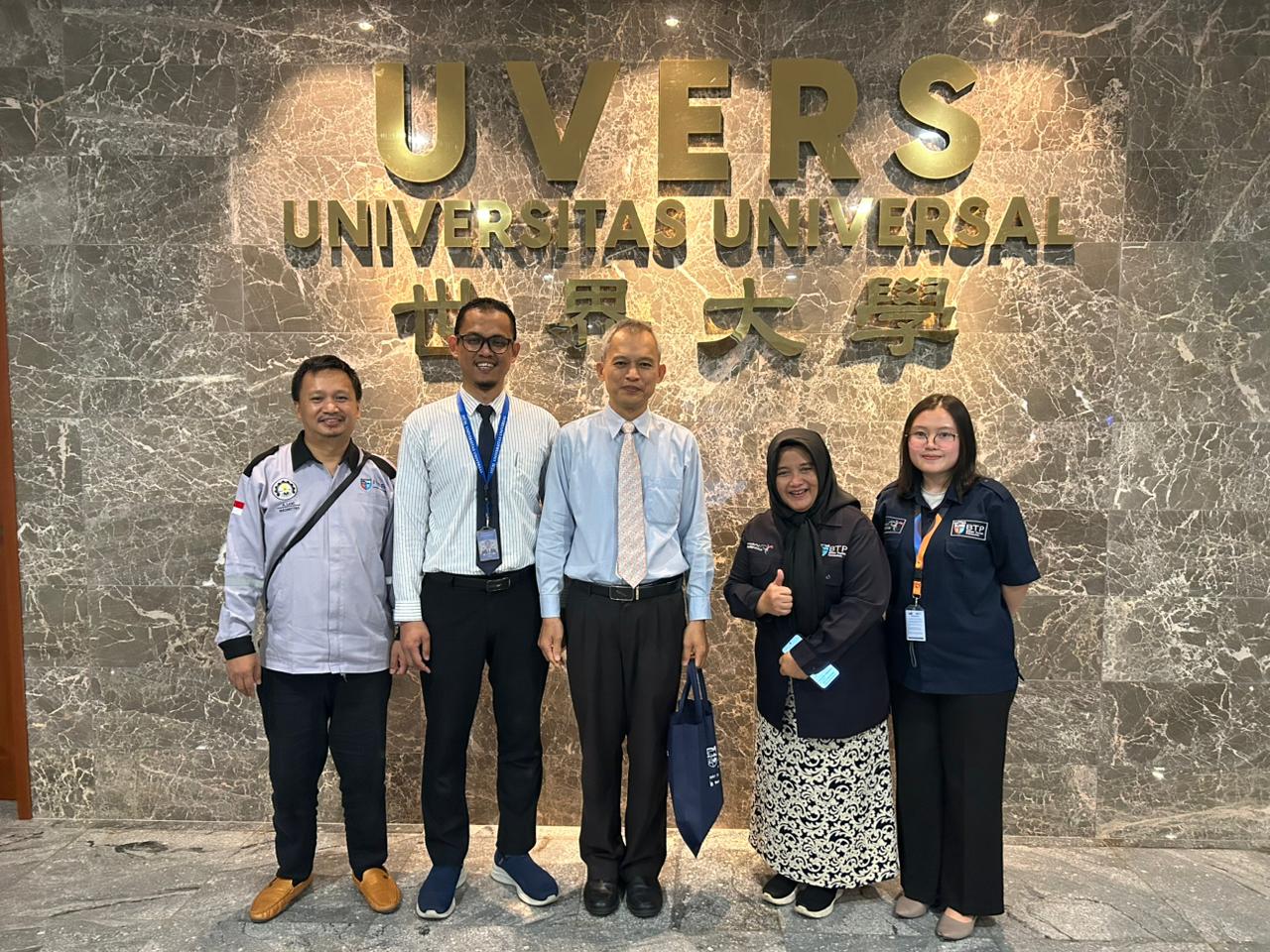 Batam Tourism Polytechnic dan Universitas Universal Bahas Potensi ...